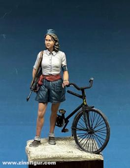 Berliner Zinnfiguren | Simone Segouin - Resistance Fighter | purchase ...